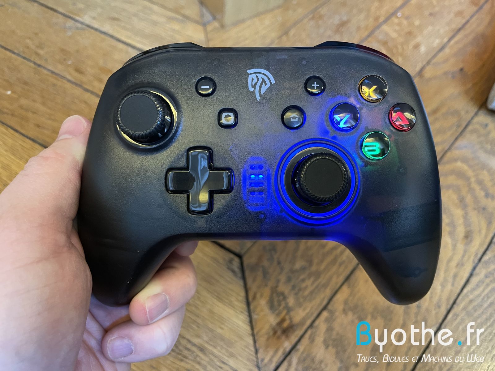 Manette ESM 4108 - Test de la manette Nintendo Switch