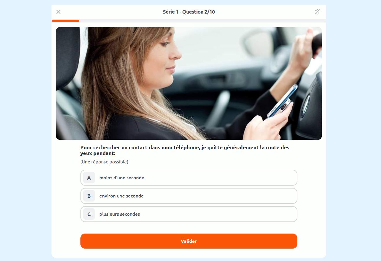 Apprendre le code de la route gratuitement avec En Voiture Simone